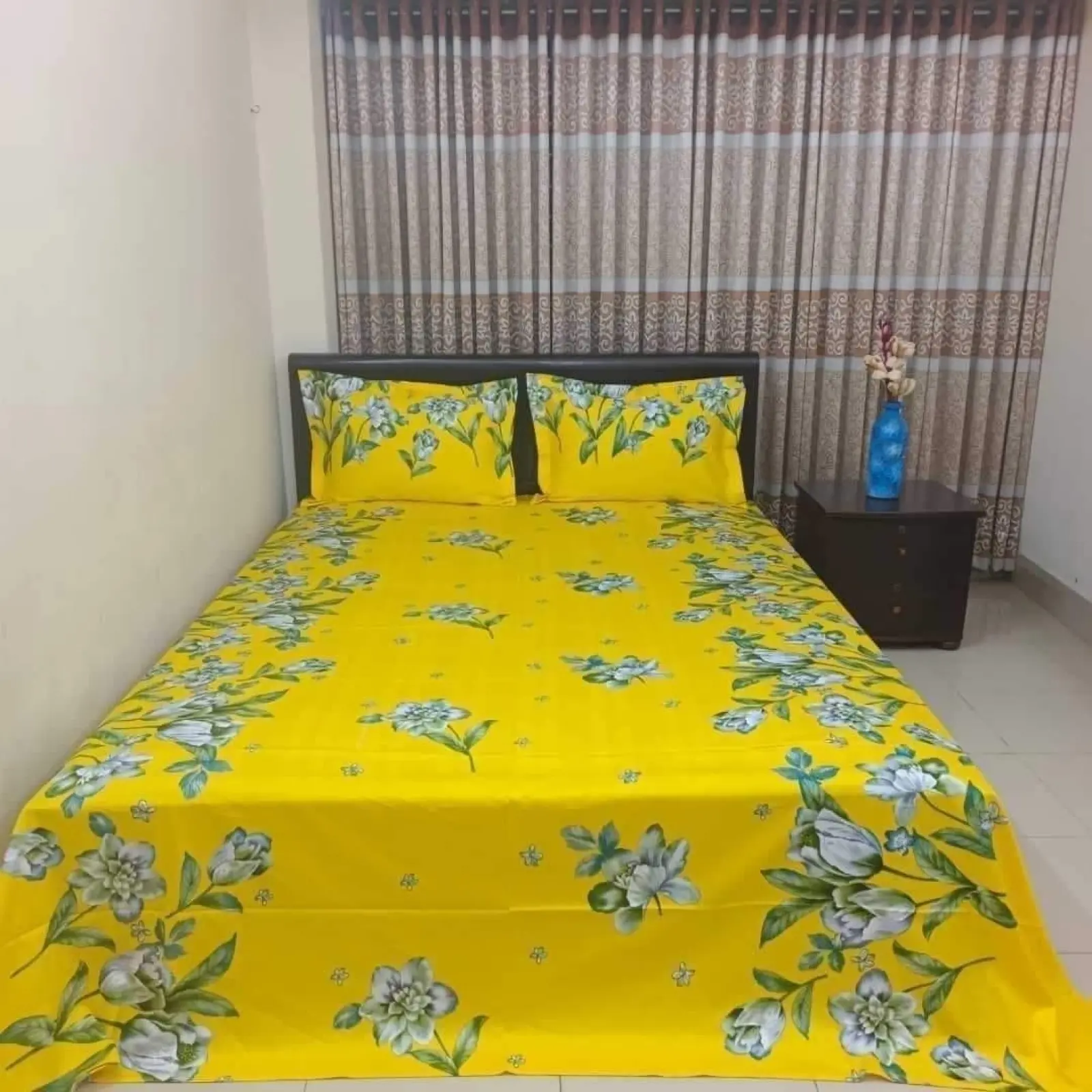 AC HOME TEX King Size Bed Sheet With Two Pillow Covers